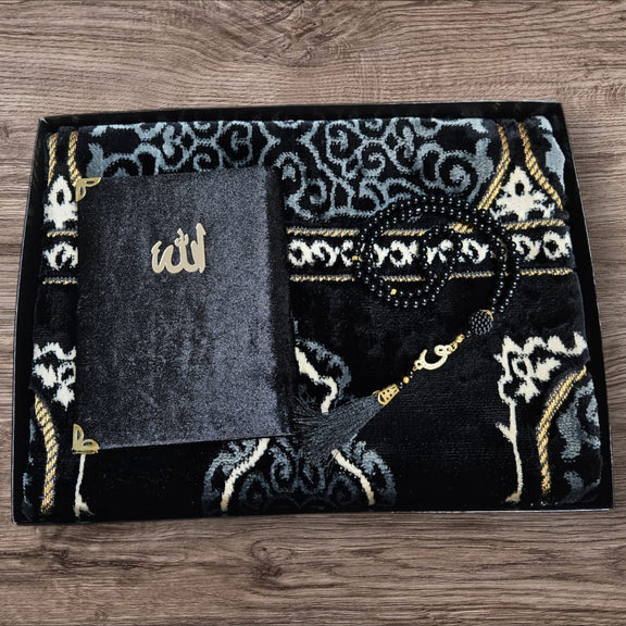 Kaaba Door design Prayer mat, Tasbeeh & Prayer Hat Gift Box ...